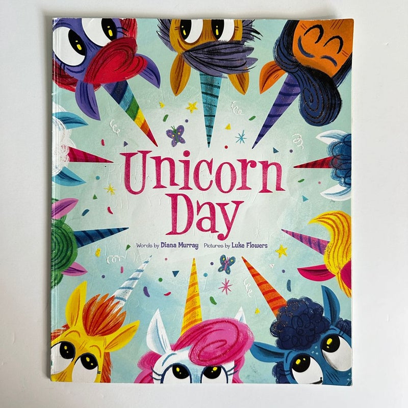 Unicorn Day by Diana Murray, Paperback | Pangobooks
