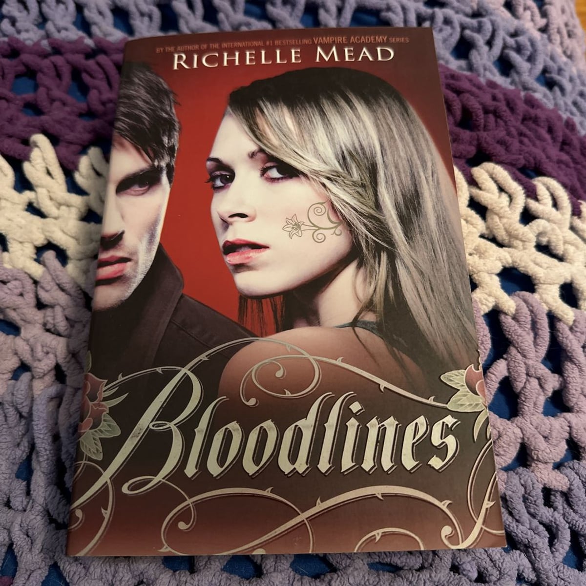 Bloodlines by Richelle Mead, Paperback | Pangobooks