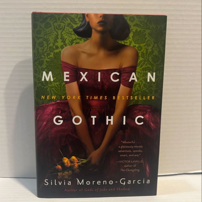 Mexican Gothic by Silvia Moreno-García, Hardcover | Pangobooks