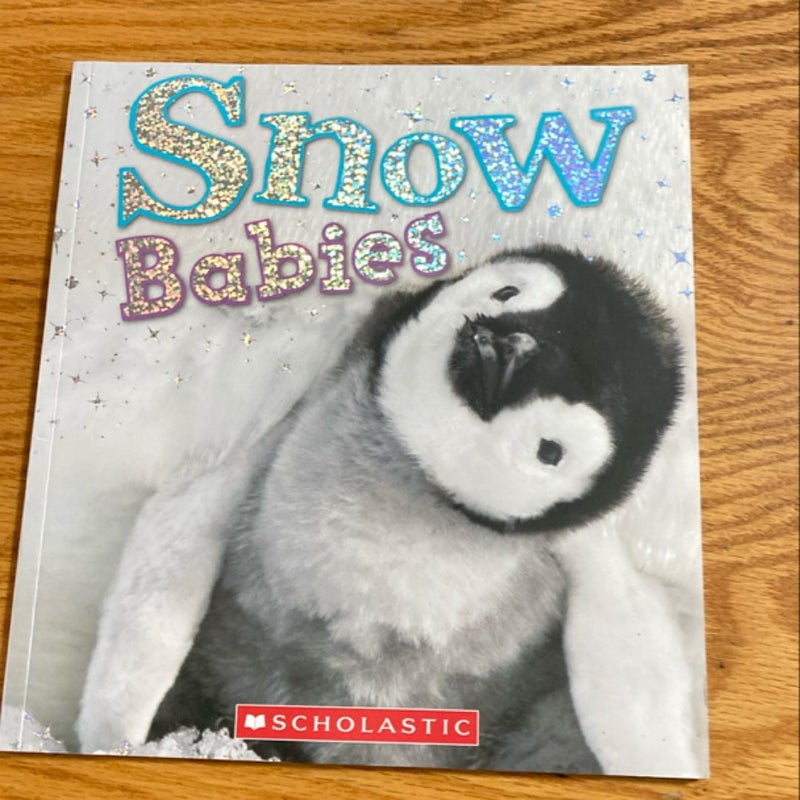 Snow Babies by Camilla de la Bedoyere, Paperback | Pangobooks