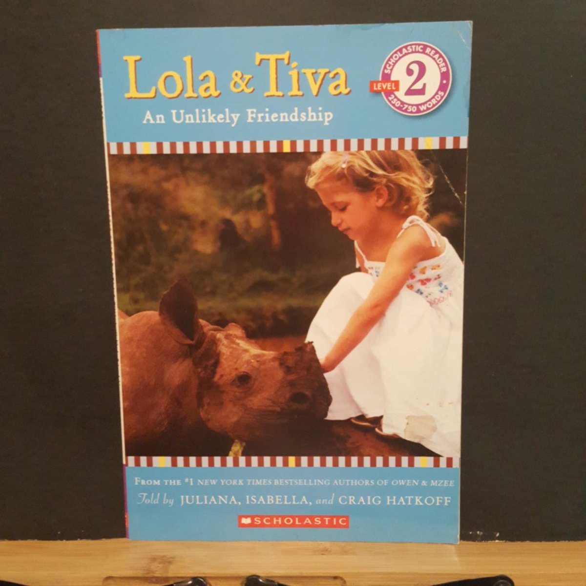 Lola and Tiva by Craig Hatkoff, Isabella Hatkoff, Juliana Hatkoff