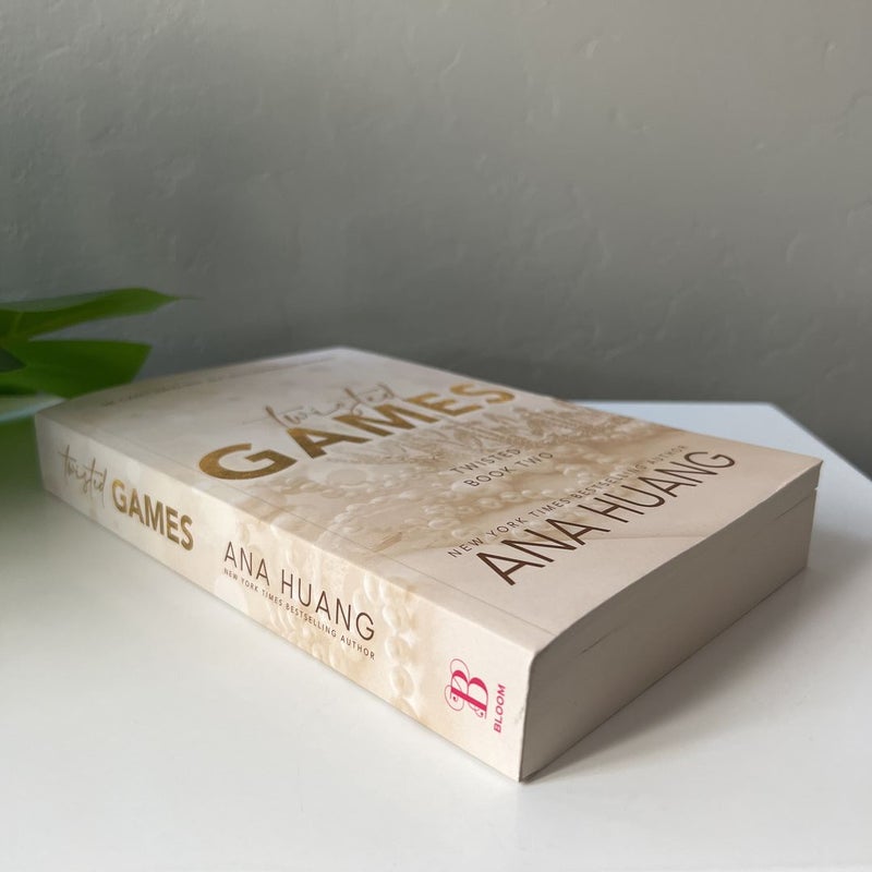 Twisted Games by Ana Huang, Paperback | Pangobooks
