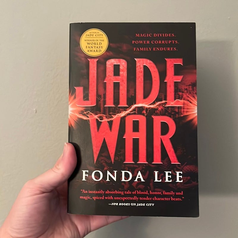 Jade War by Fonda Lee, Paperback | Pangobooks