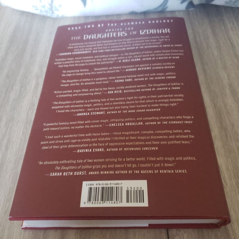 The Weavers of Alamaxa by Hadeer Elsbai, Hardcover | Pangobooks