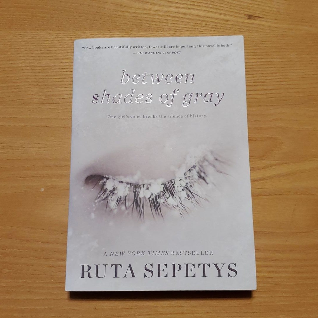 Between shades of gray by Ruta Sepetys, Paperback | Pangobooks