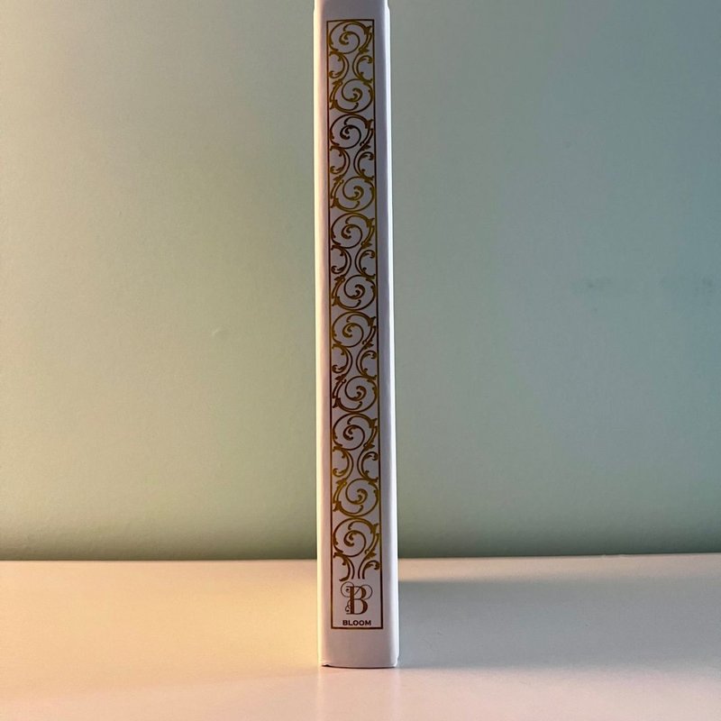 Gild (OOP 1st edition sprayed edges) by Raven Kennedy, Hardcover ...