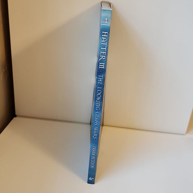 Hatter M by Frank Beddor; Ben Templesmith; Liz Cavalier, Paperback ...