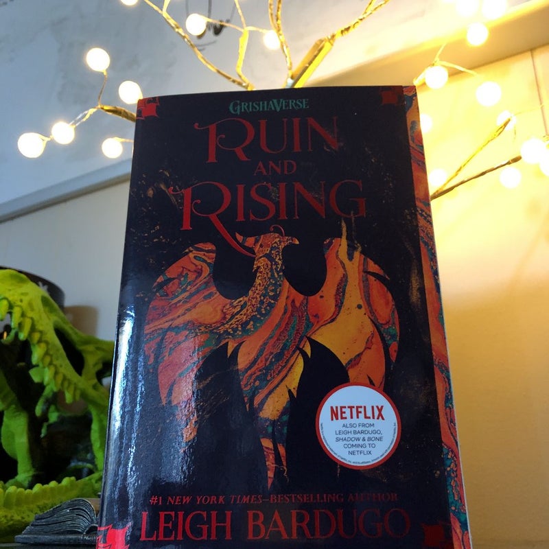 Ruin and Rising by Leigh Bardugo, Paperback | Pangobooks