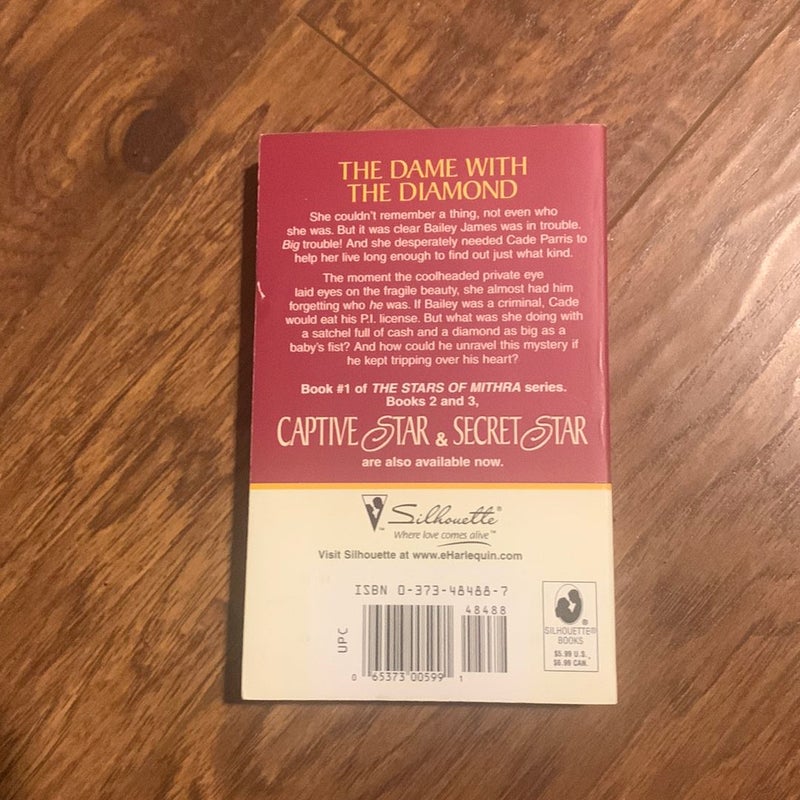 Hidden Star by Nora Roberts, Paperback | Pangobooks