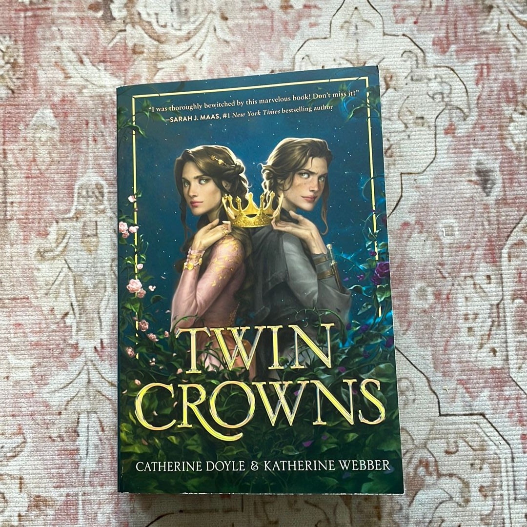 Twin Crowns by Catherine Doyle, Paperback | Pangobooks