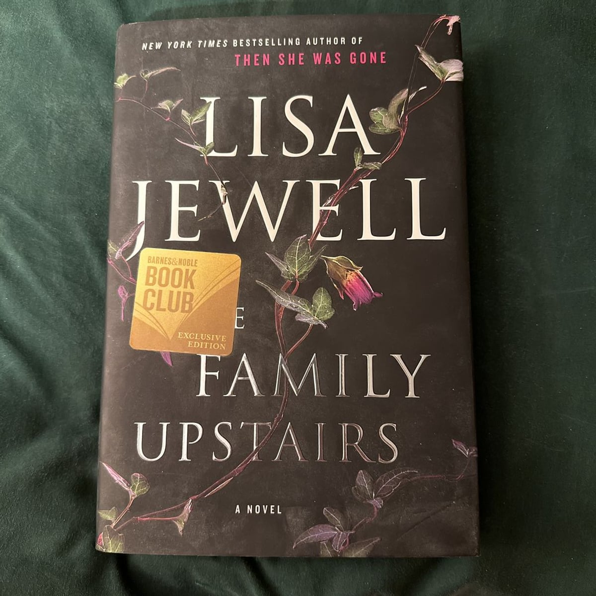 The Family Upstairs by Lisa Jewell , Hardcover | Pangobooks
