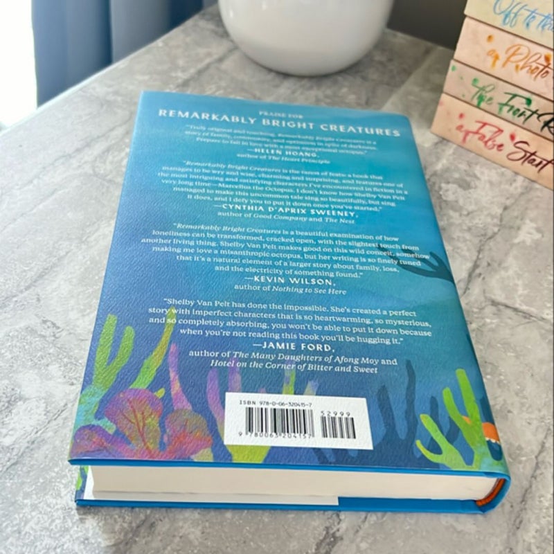 Remarkably Bright Creatures by Shelby Van Pelt, Hardcover | Pangobooks