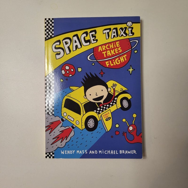 Space Taxi by Wendy Mass, Michael Brawer