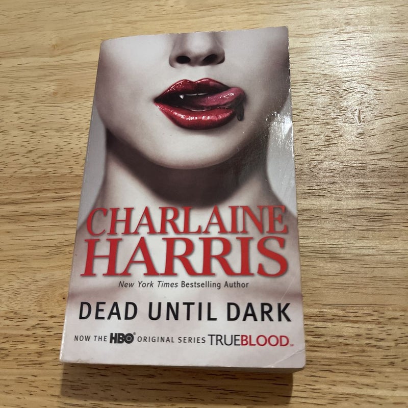 Dead until Dark by Charlaine Harris