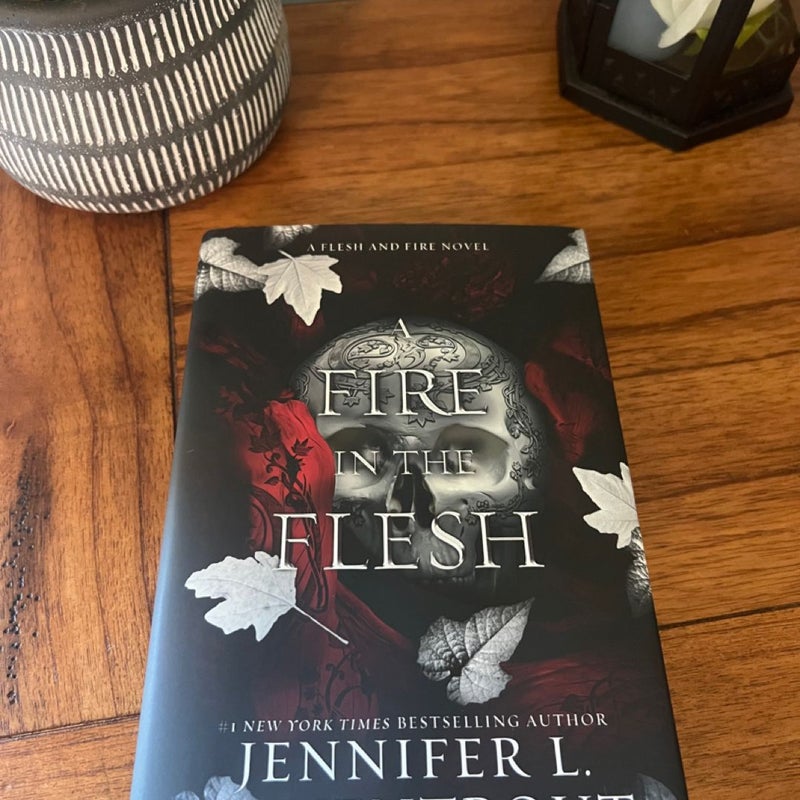 A Fire in the Flesh by Jennifer L. Armentrout, Hardcover | Pangobooks