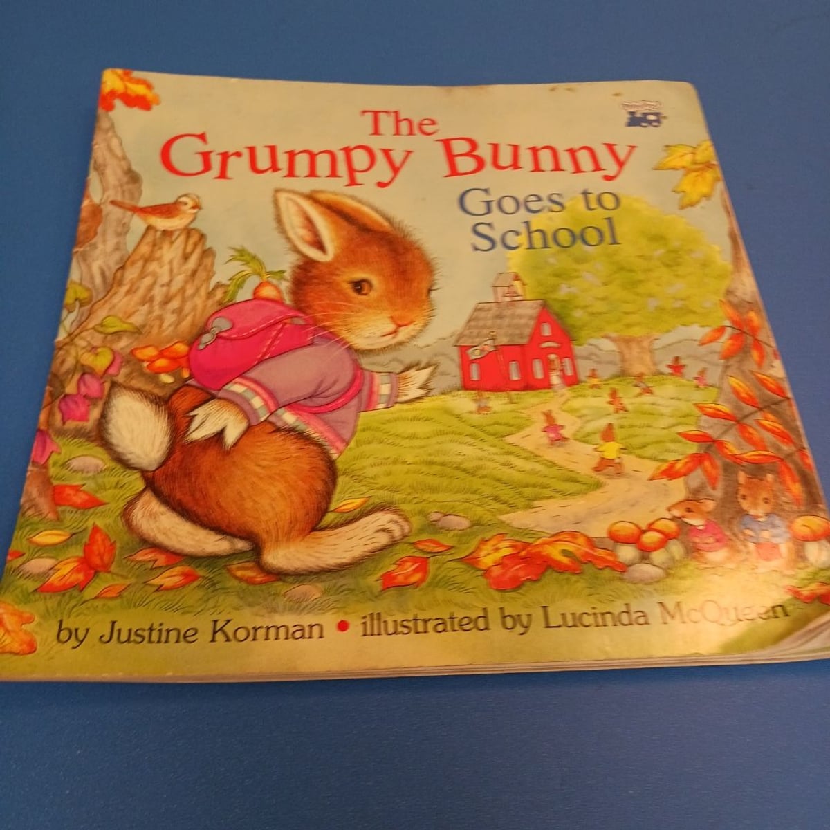 The Grumpy Bunny Goes to School by Justine Fontes