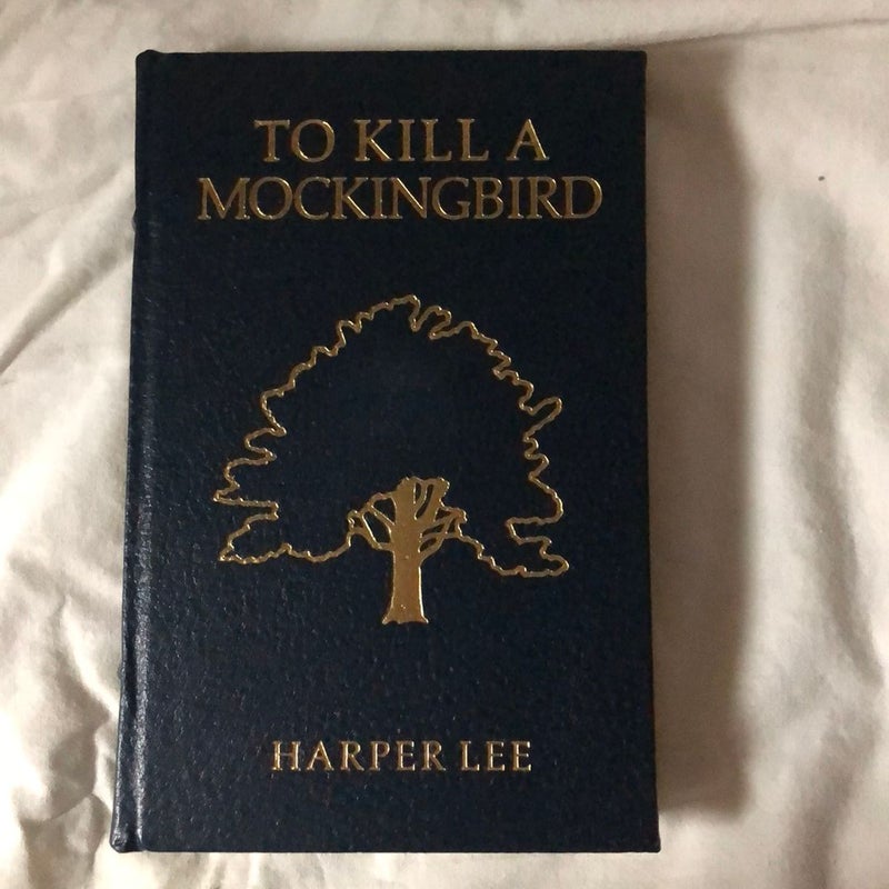 To Kill A Mockingbird by Harper Lee, Hardcover | Pangobooks