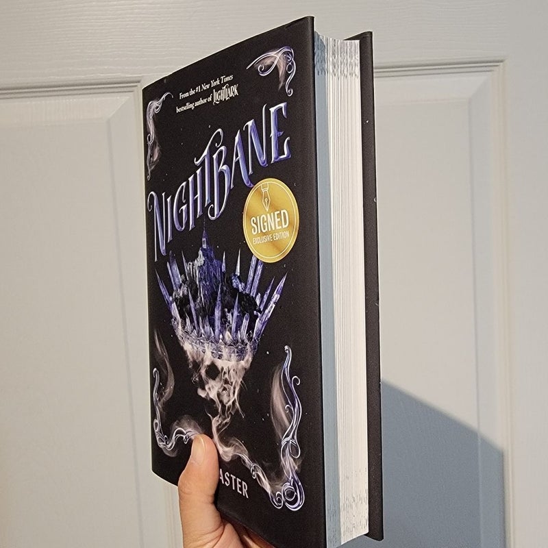 Nightbane [SIGNED COPY] by Alex Aster, Hardcover | Pangobooks