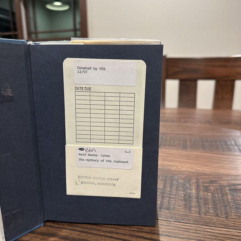 The Mystery of the Cupboard by Lynne Reid Banks, Hardcover | Pangobooks