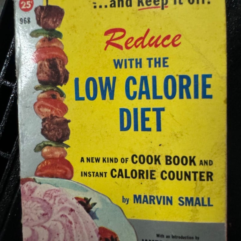 Reduce with the Low Calorie Diet by Marvin Small, Paperback | Pangobooks