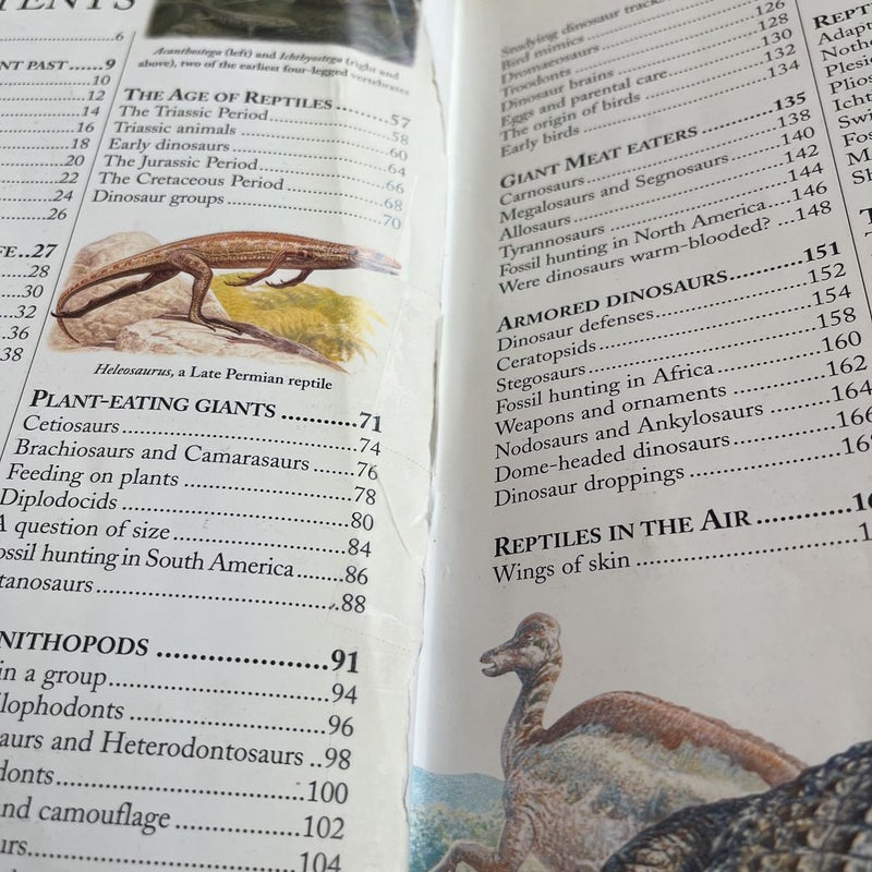 The Kingfisher Illustrated Dinosaur Encyclopedia by David Burnie