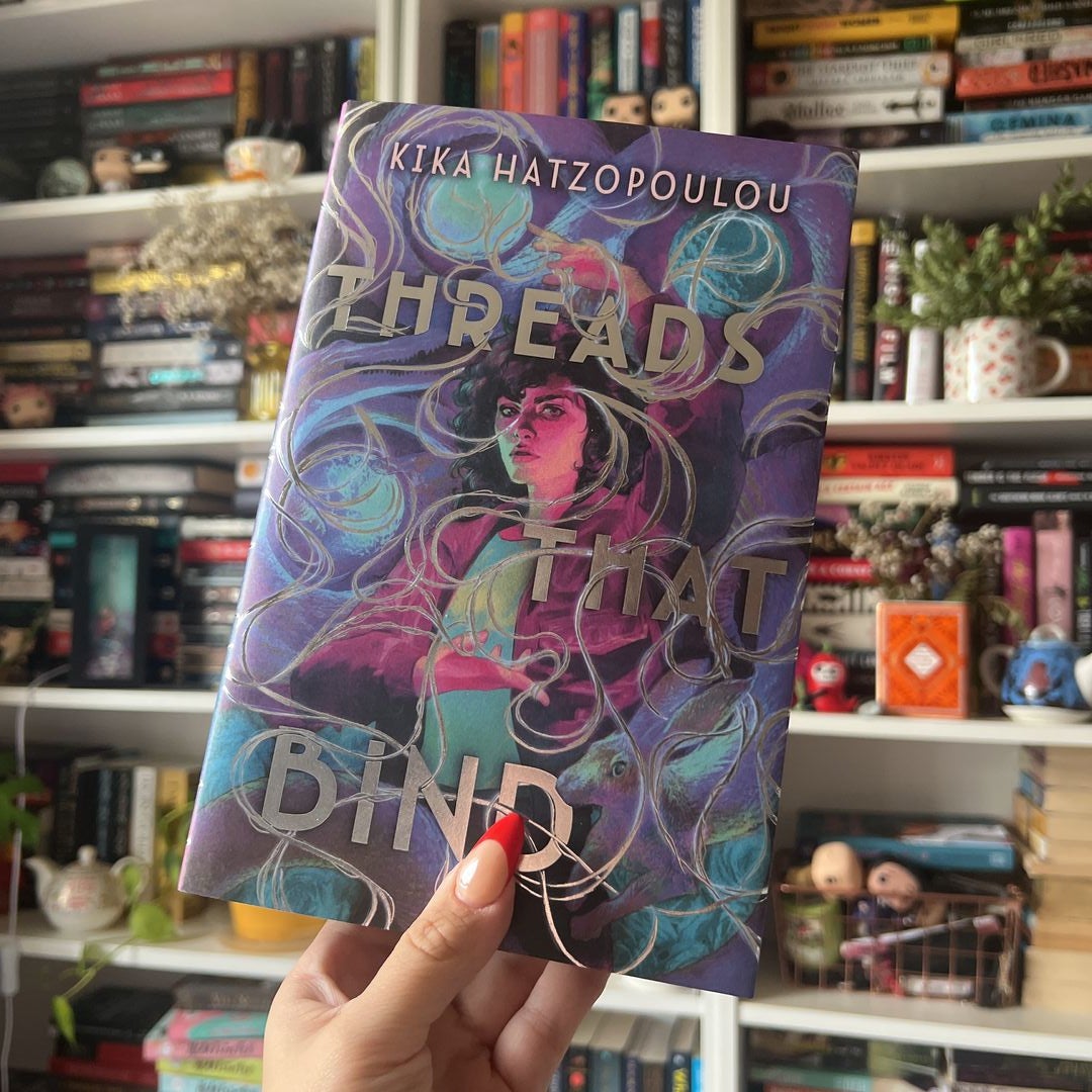 Threads That Bind by Kika Hatzopoulou, Hardcover | Pangobooks