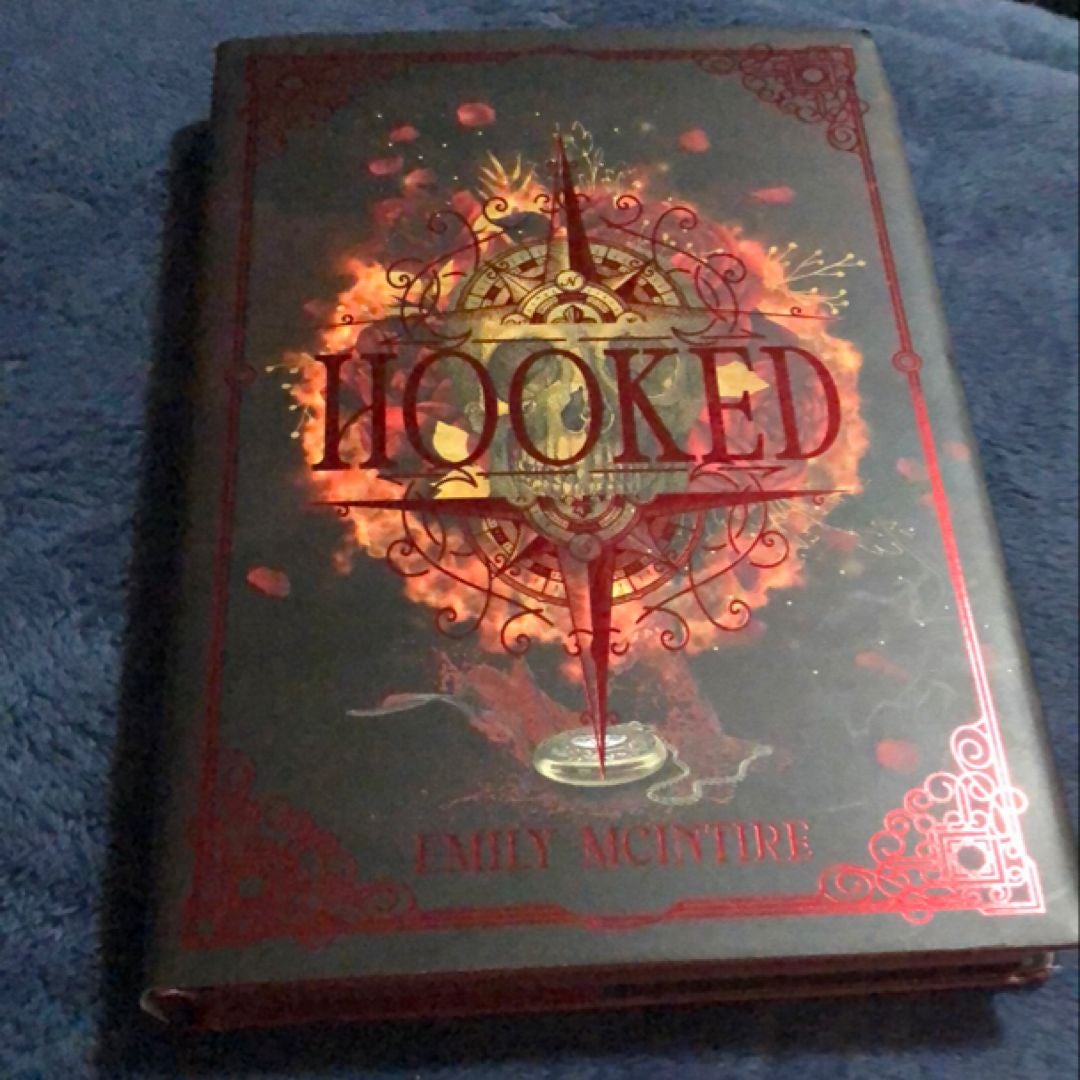 Hooked Fabled Sprayed Edges by Emily Mcintire, Hardcover | Pangobooks