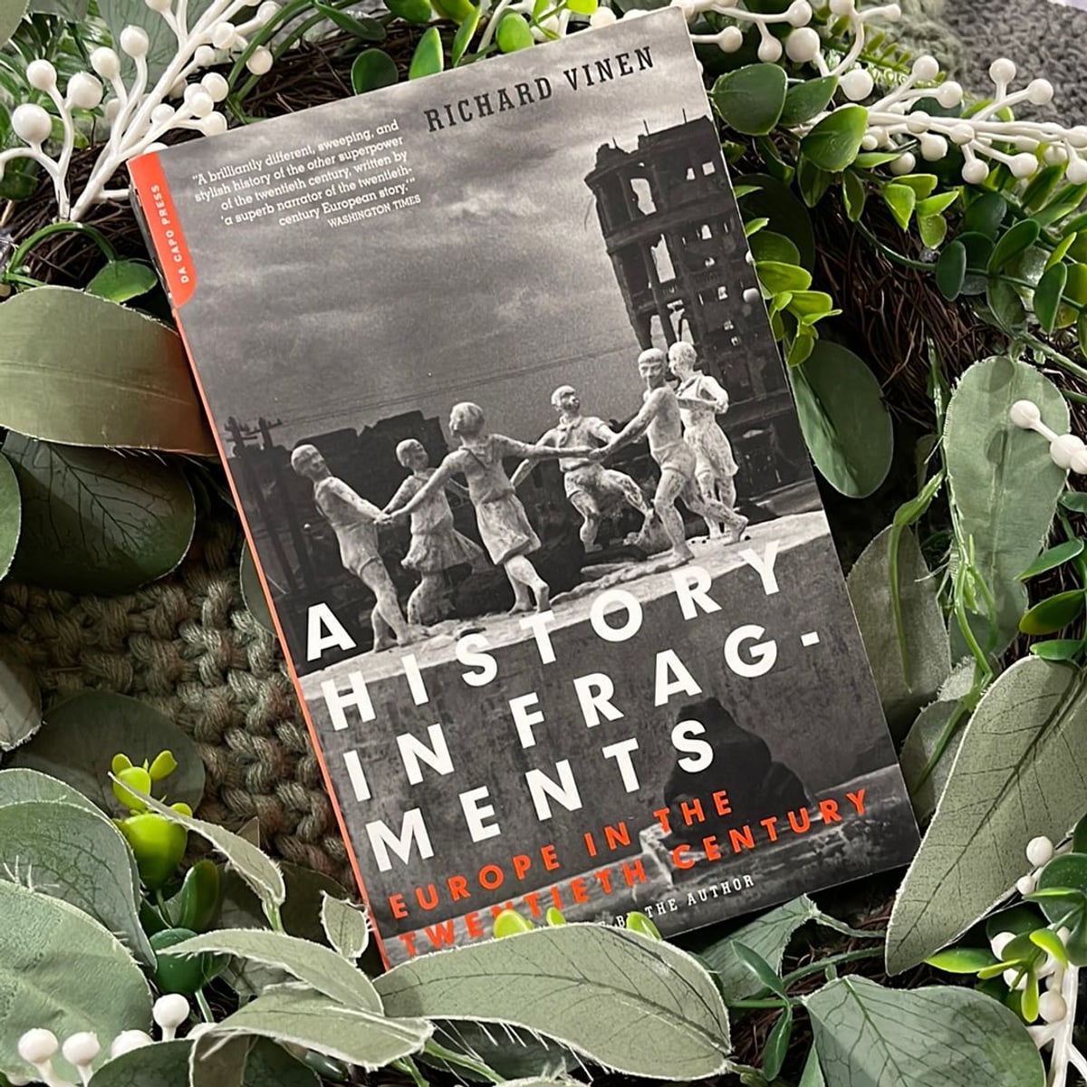 A History in Fragments by Richard Vinen, Paperback | Pangobooks