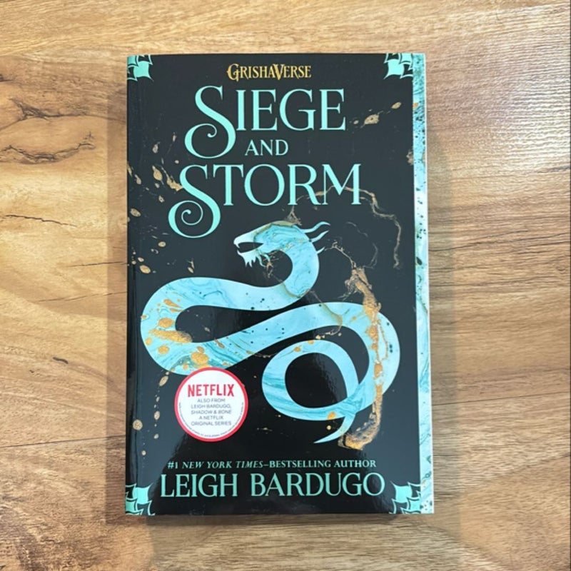The Shadow and Bone Trilogy Boxed Set by Leigh Bardugo, Paperback ...