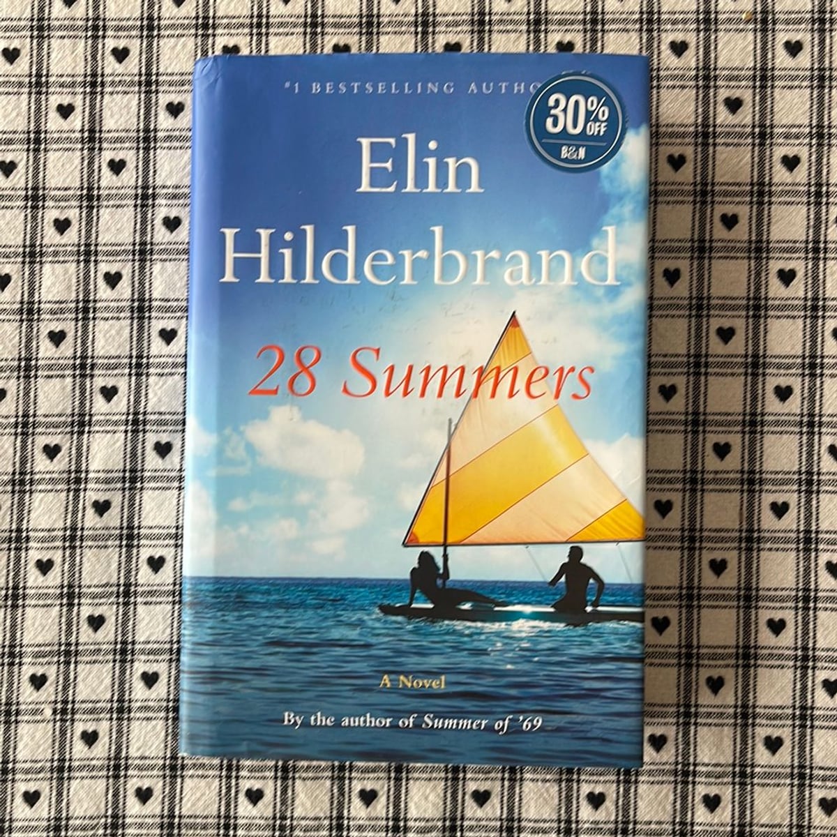 28 Summers by Elin Hilderbrand, Hardcover | Pangobooks
