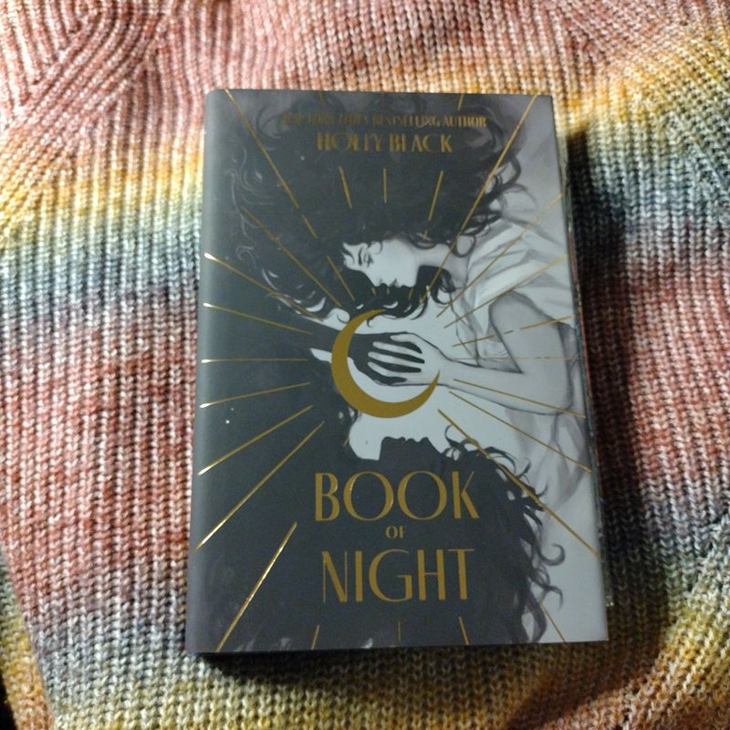 Book of Night by Holly Black , Hardcover | Pangobooks