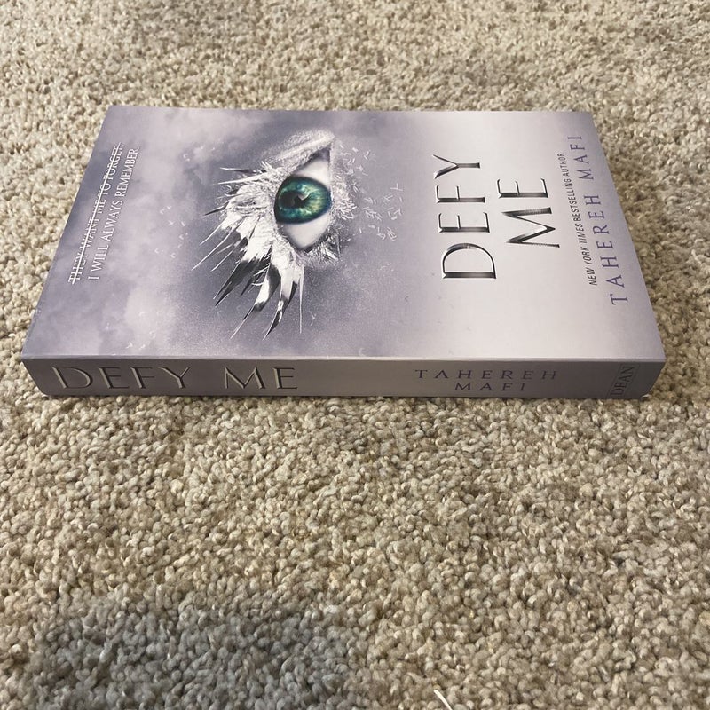 Defy Me by Tahereh Mafi, Paperback | Pangobooks