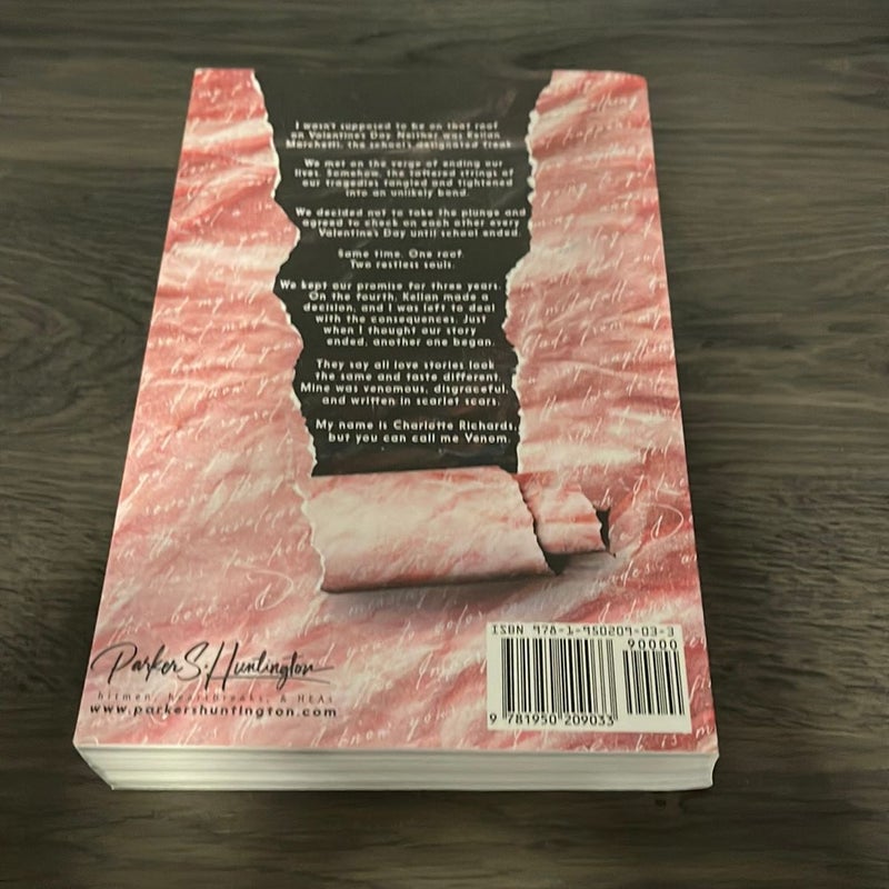 Darling Venom by Parker S. Huntington, Paperback | Pangobooks