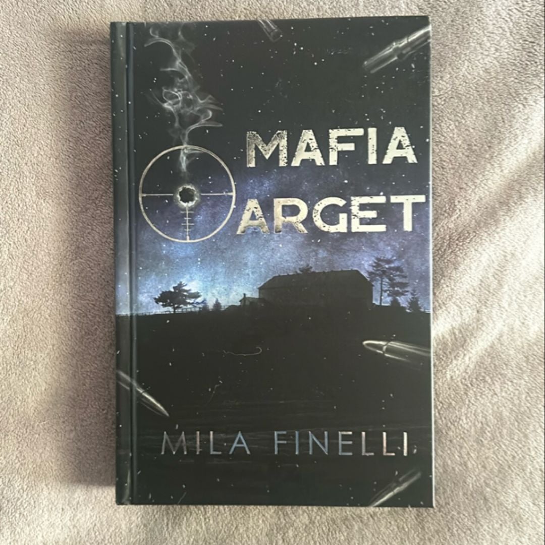 Mafia Target by Mila Finelli , Hardcover | Pangobooks