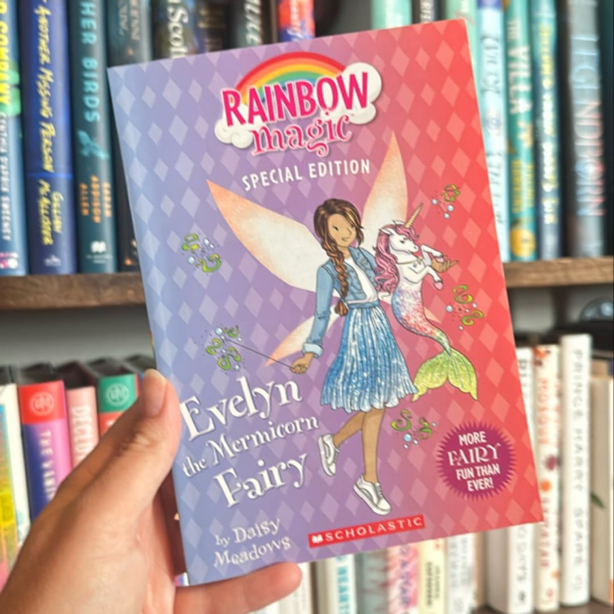 Evelyn the Mermicorn Fairy (Rainbow Magic Special Edition) by Daisy Meadows