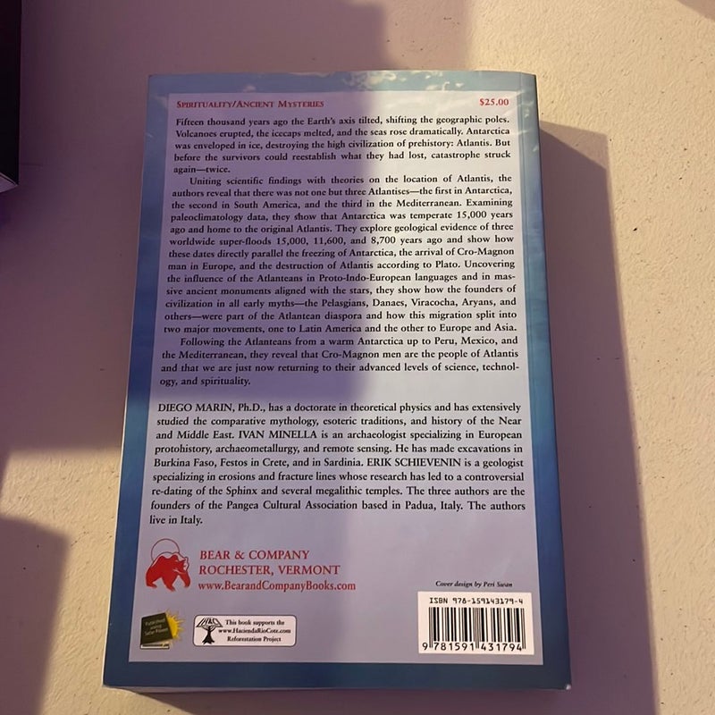 The Three Ages of Atlantis by Diego Marin, Paperback | Pangobooks