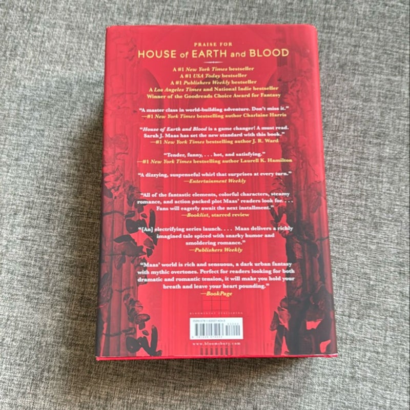 House of Earth and Blood by Sarah J. Maas, Hardcover | Pangobooks