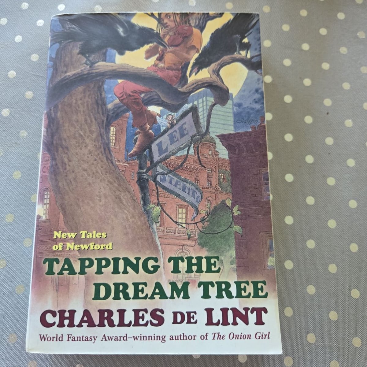 Tapping the Dream Tree by Charles De Lint