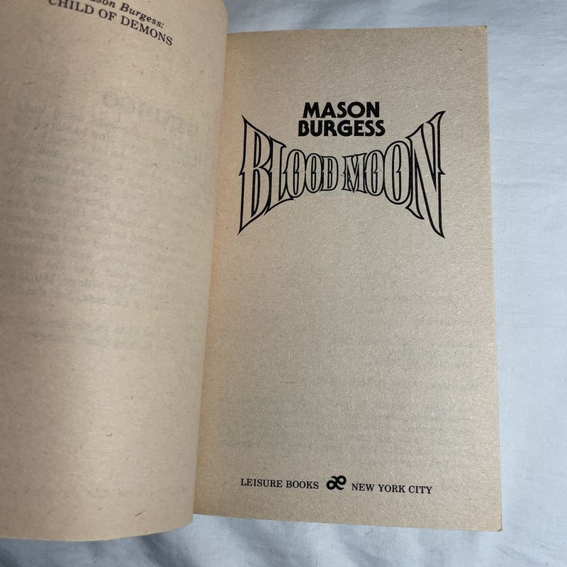 Blood Moon by Mason Burgess, Paperback | Pangobooks