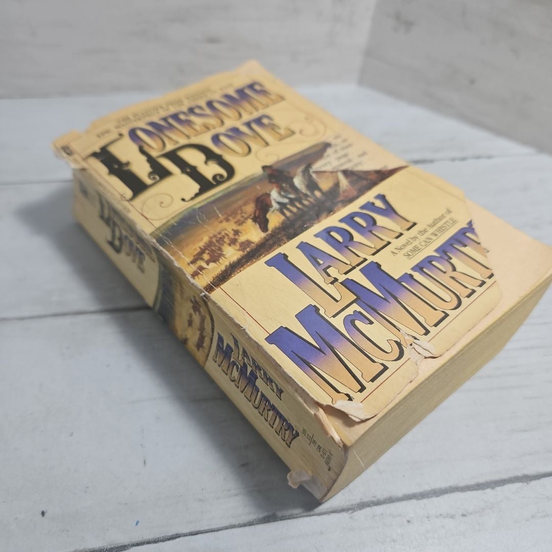 Lonesome Dove by Larry McMurtry, Paperback | Pangobooks
