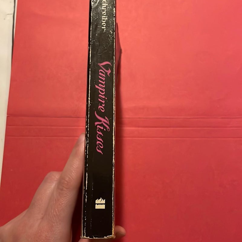 Vampire Kisses by Ellen Schreiber