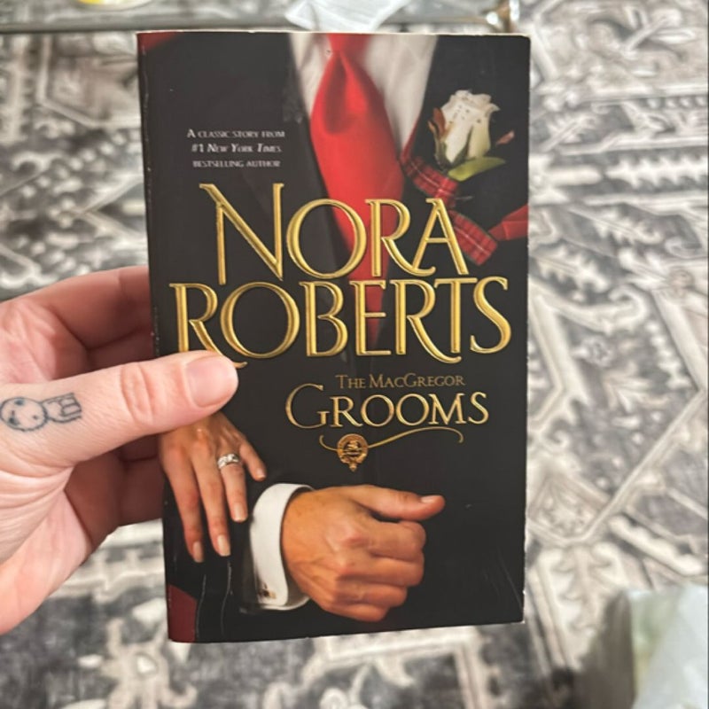 The MacGregor Grooms by Nora Roberts, Paperback | Pangobooks
