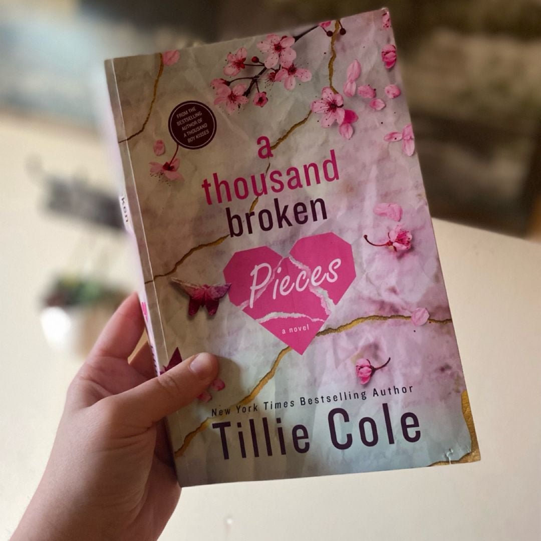 A Thousand Broken Pieces by Tillie Cole, Paperback | Pangobooks