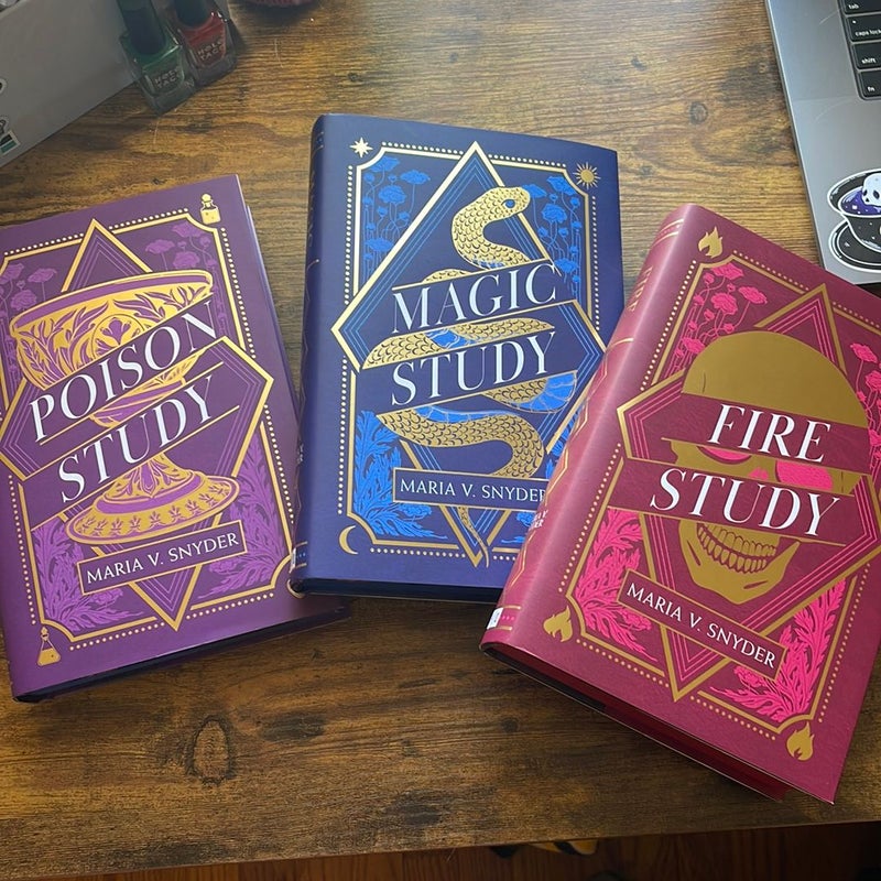 Poison Study by Maria V Snyder, Hardcover | Pangobooks