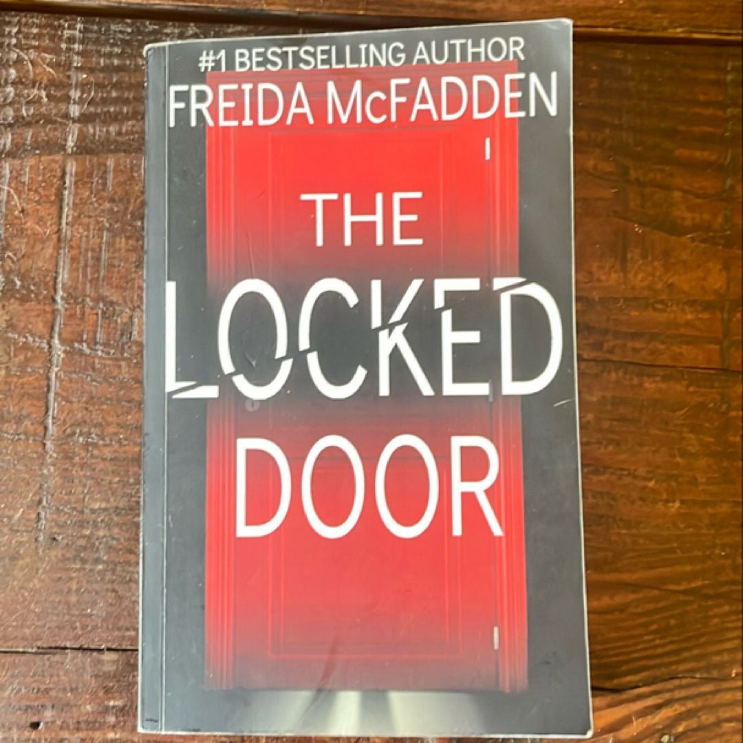 The Locked Door by Freida McFadden, Paperback | Pangobooks
