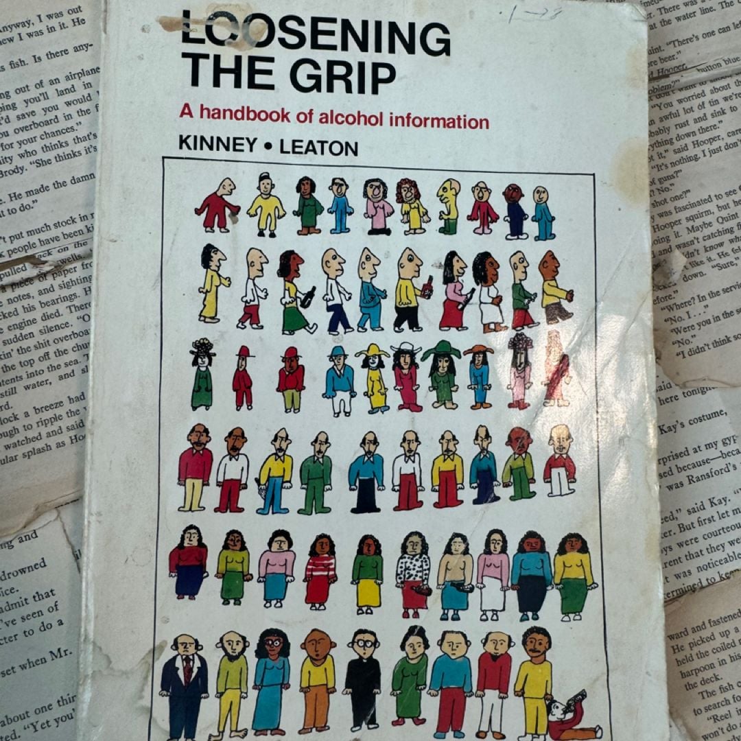 Loosening the Grip by Kinney Learon, Paperback | Pangobooks