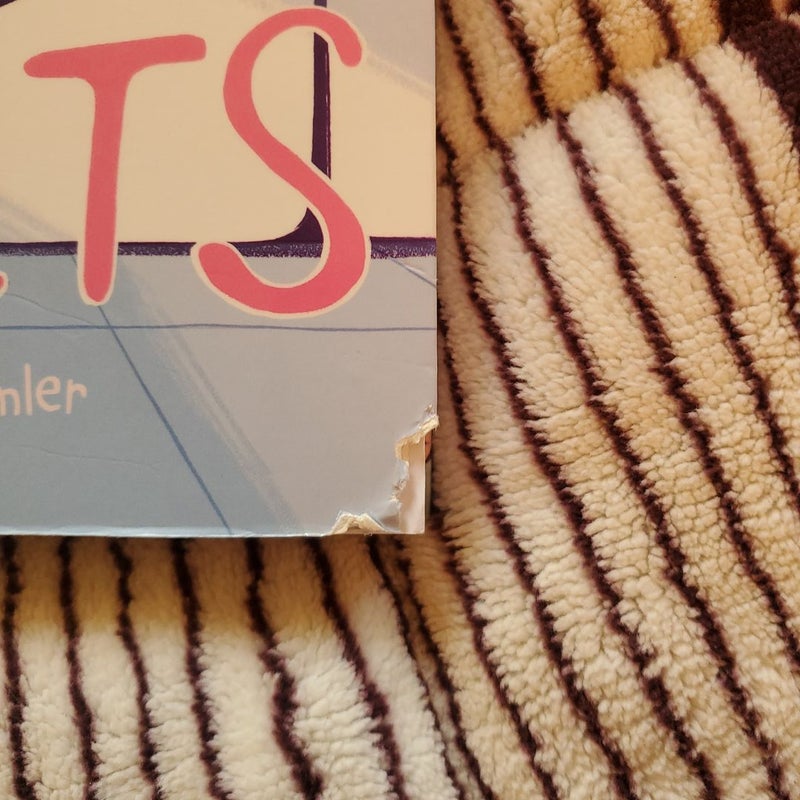 Sheets by Brenna Thummler, Paperback | Pangobooks