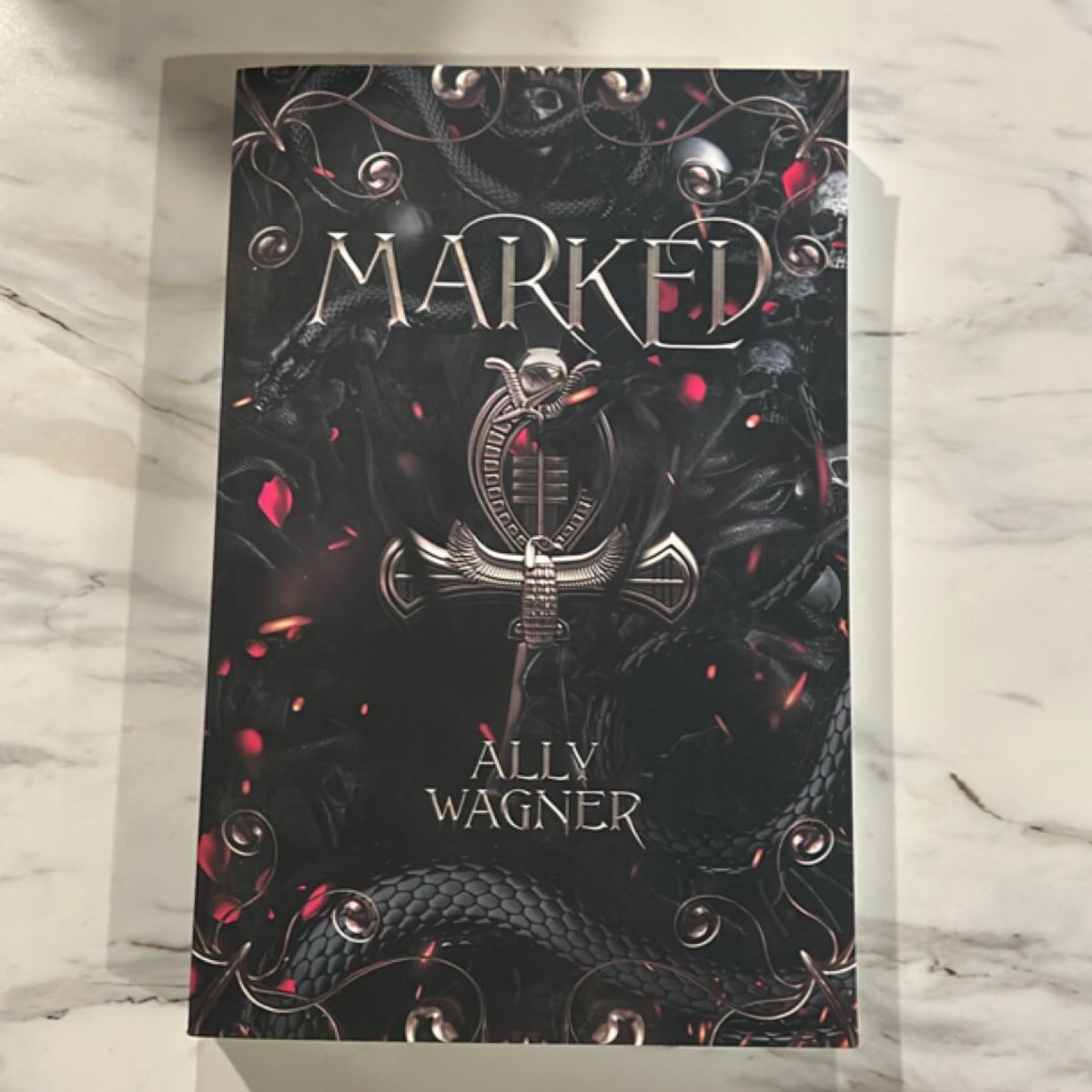Marked by Ally Wagner, Paperback | Pangobooks
