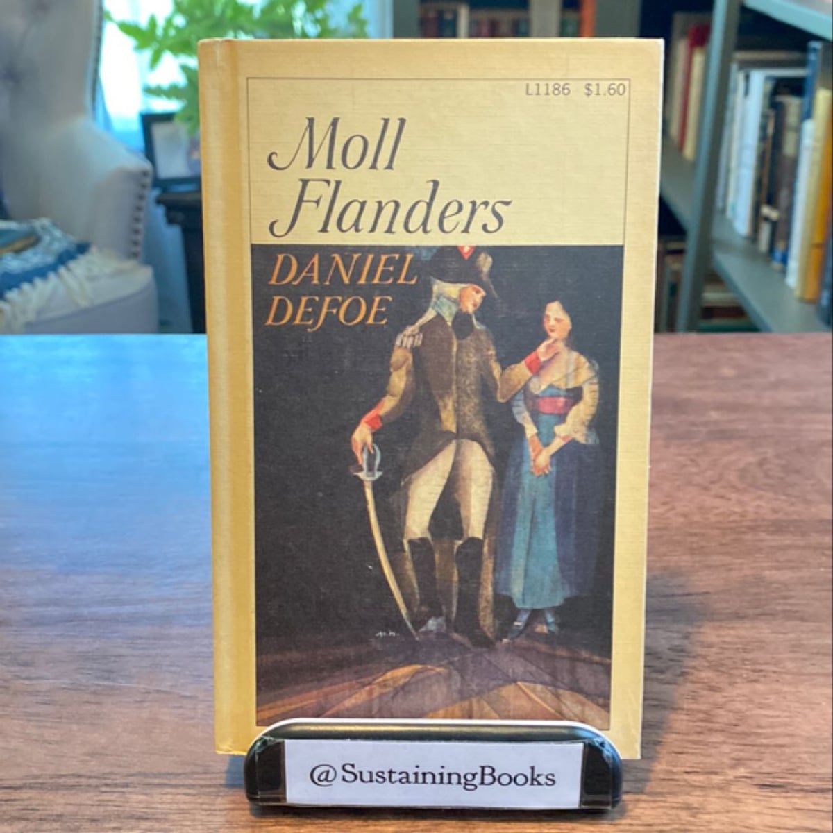 Moll Flanders by Daniel Defoe, Hardcover | Pangobooks