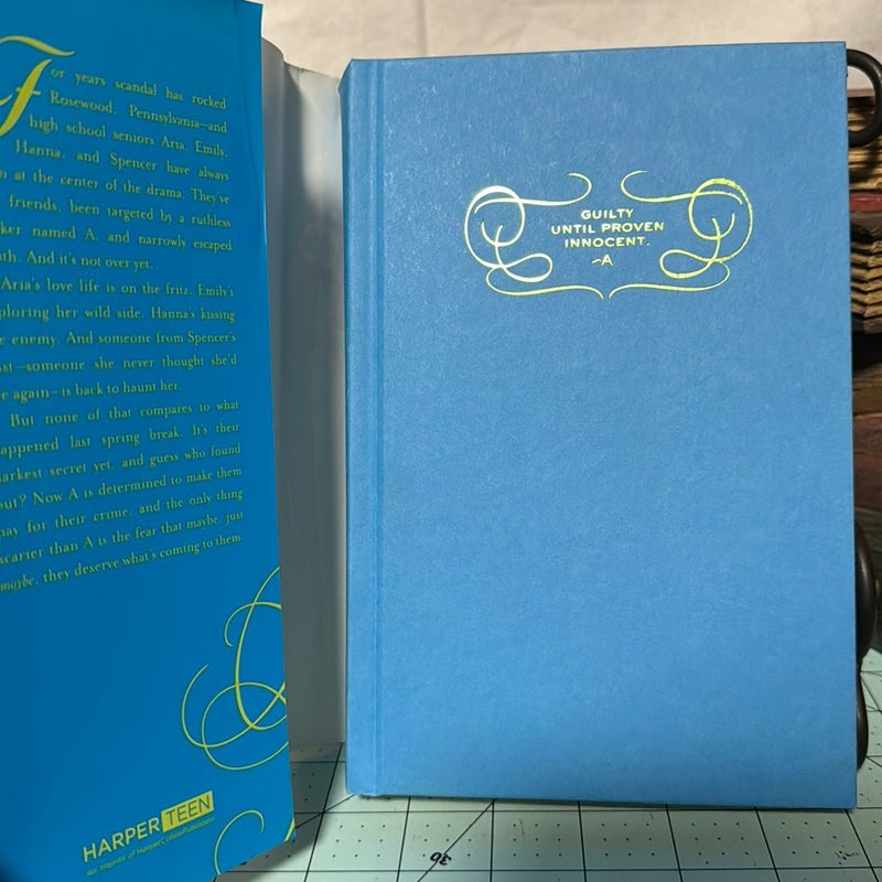 Pretty Little Liars #10: Ruthless by Sara Shepard